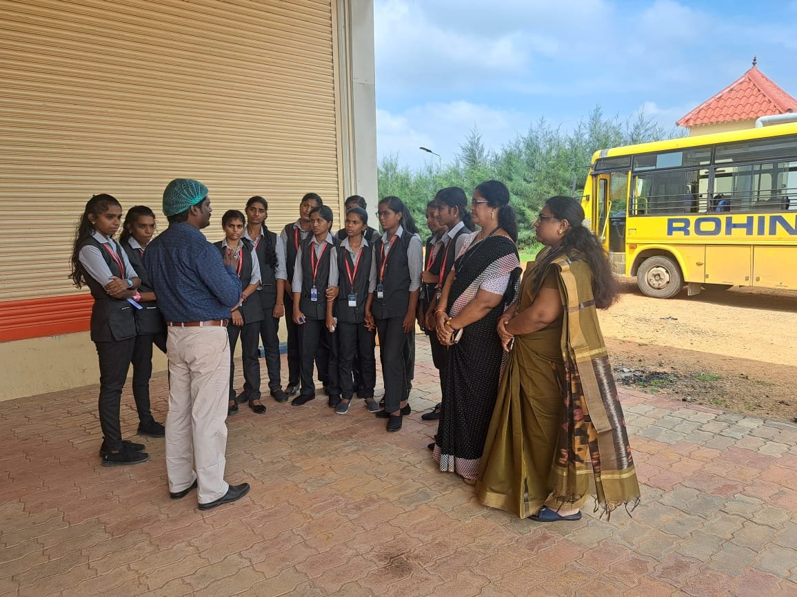First year Engineering Students Embark on Industrial Visit - Rohini ...